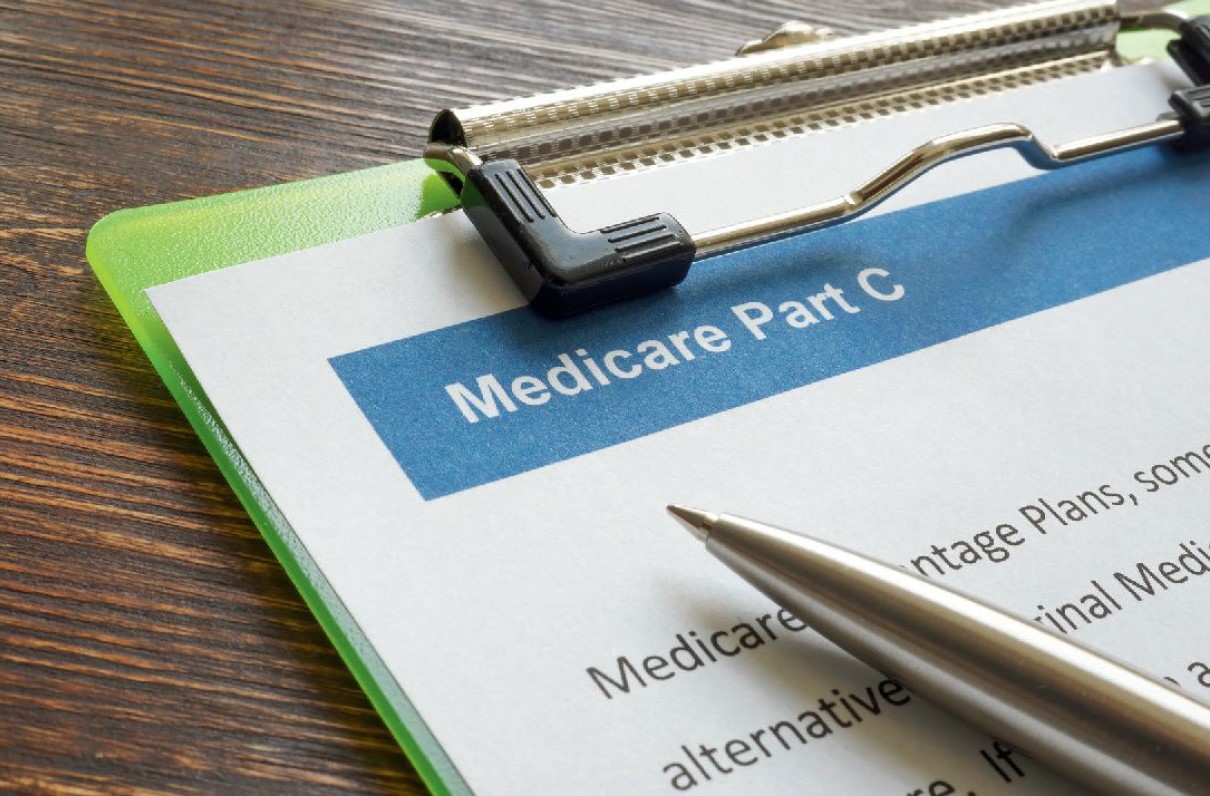 MOAA - TRICARE TOOLKIT: Medicare Advantage Plans, Explained MOAA - TRICARE TOOLKIT: Medicare Advantage Plans, Explained